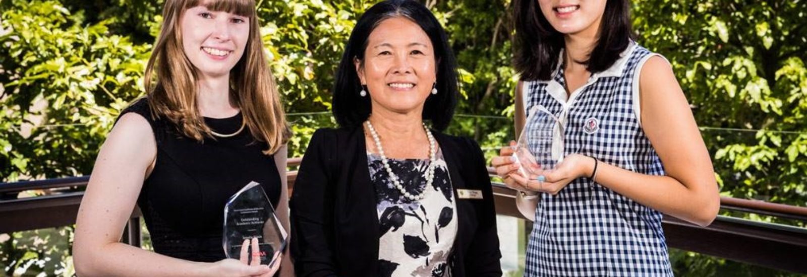 2016 Graduates Amelia Grace and Minji Song named Queensland's TOP ...